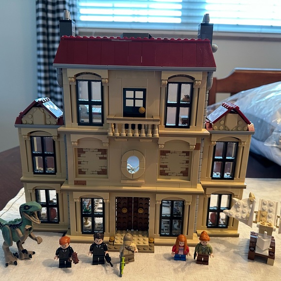 Lego | Toys | Jurassic World Lego Lockwood Mansion | Poshmark